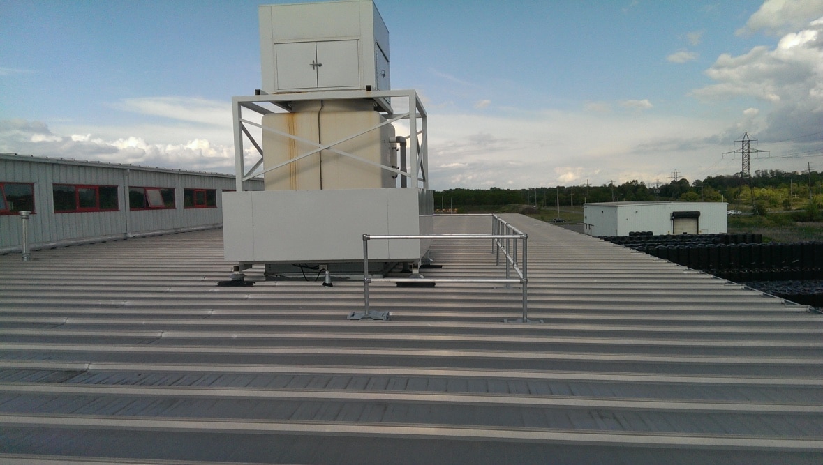 Gargoyle Rooftop Guardrail 24 ft Kit | OSHA Fall Protection